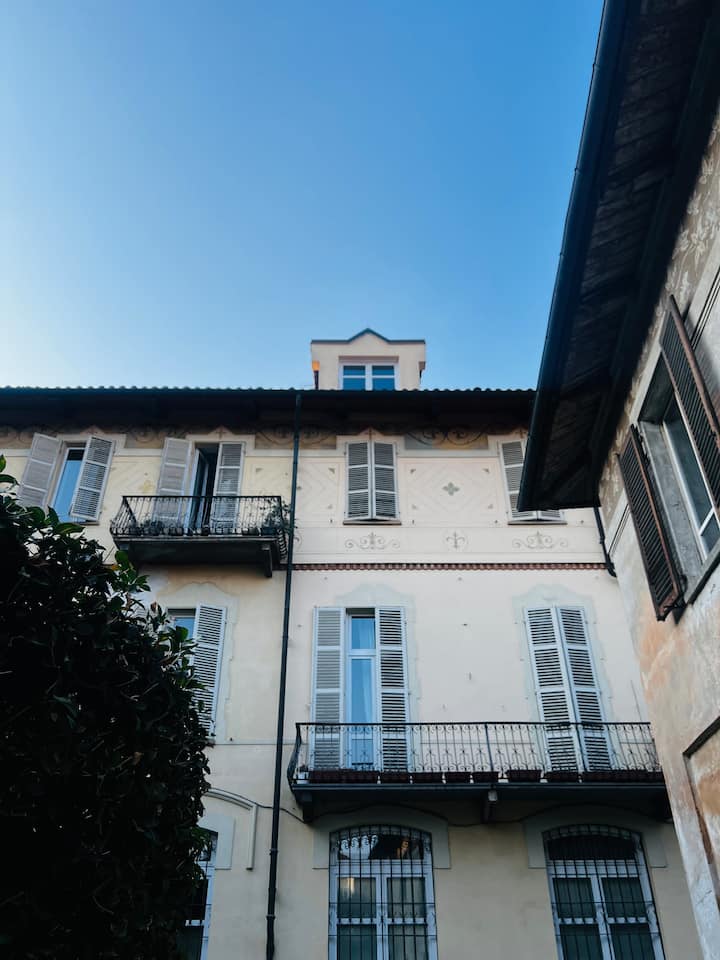 Mansarda Panoramica E Climatizzata In Via Palestro - Ivrea
