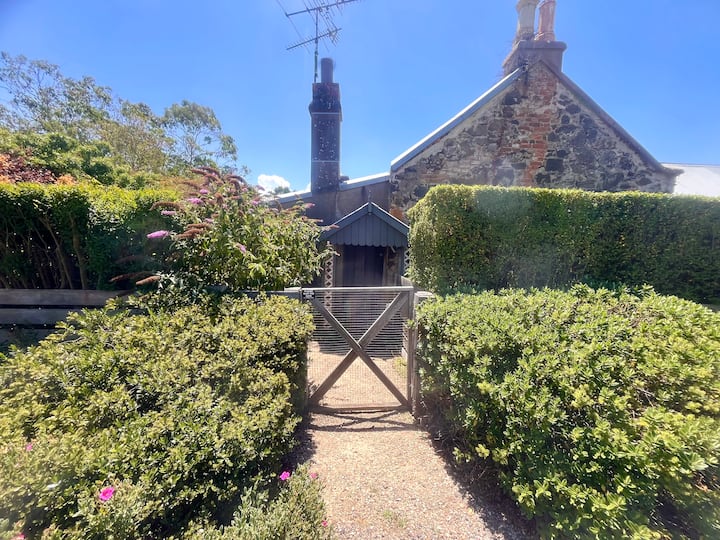 Westcott Cottage. Come Stay & Meet Our Alpacas! - Ballan