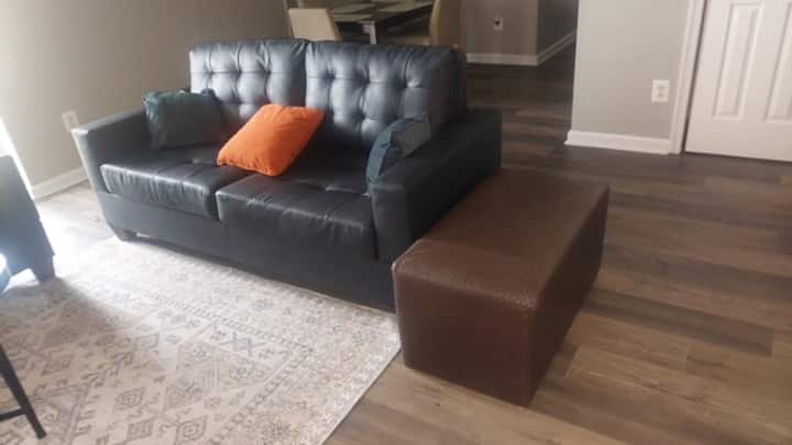 Quiet Clean Retreat Near Dc & New Carrollton Metro - Largo, MD
