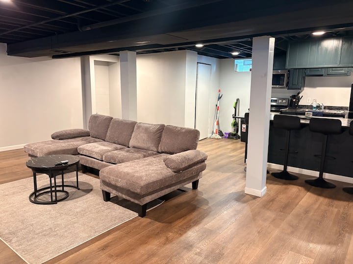 Cozy Private 1bd 1br Basement Suit - Cuyahoga Valley National Park