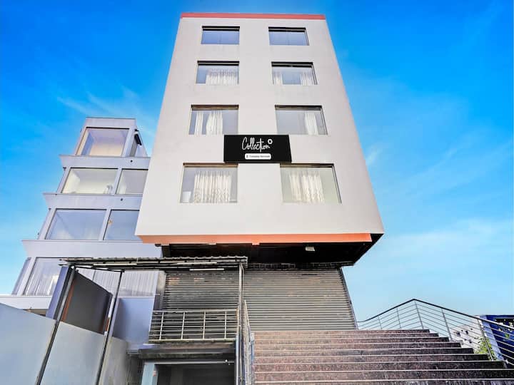 Auberge Deluxe Vanamthopu Esr - Nellore