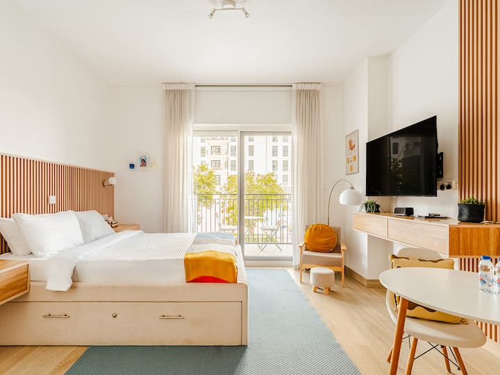Mavi By Away - Pool & Canal View Studio|yas Island - Abu Dhabi