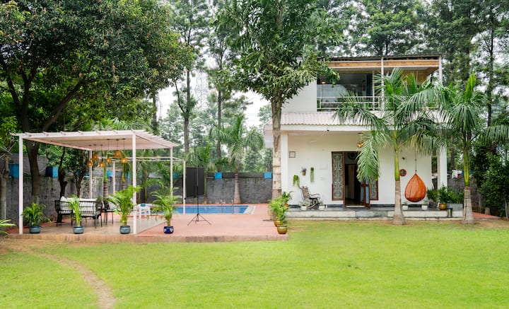 Floraden | Pool, Projector & More Near Gurgaon - Gurgaon