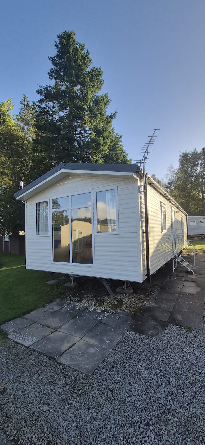 Cosy 2br, Dog Friendly Caravan | Bowland Fell. - North Yorkshire