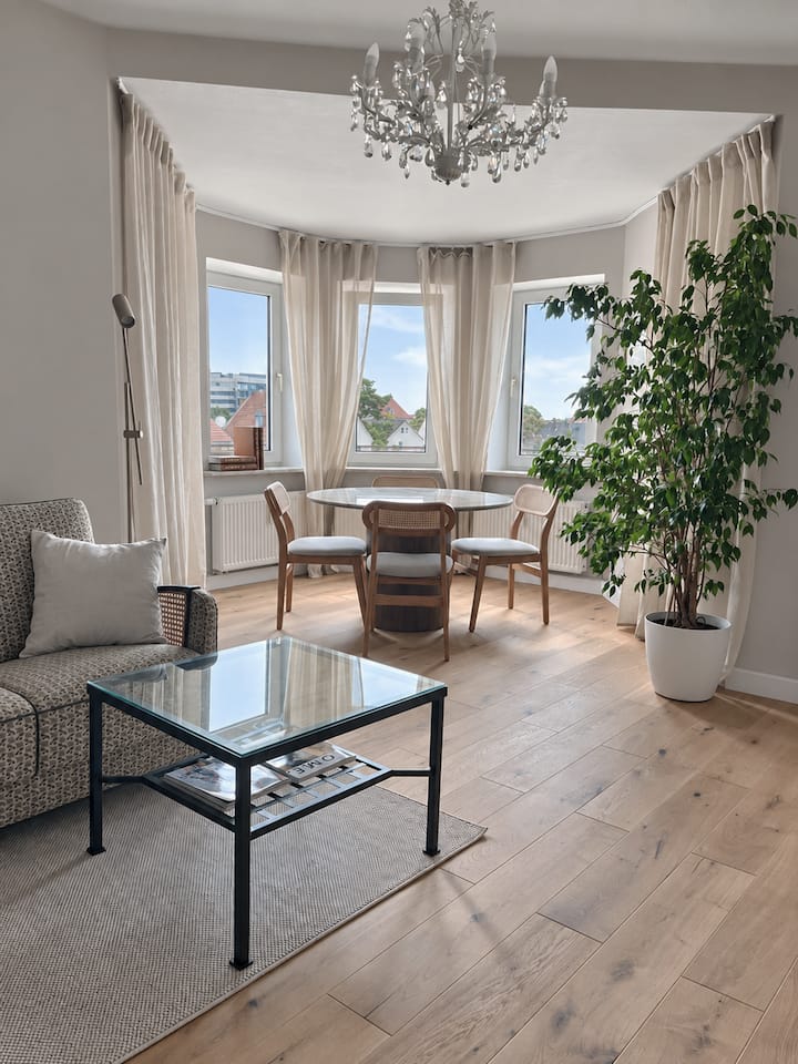 Möblierte Wohnung 5 Min. Zum Bahnhof Oberhausen - Augsburg