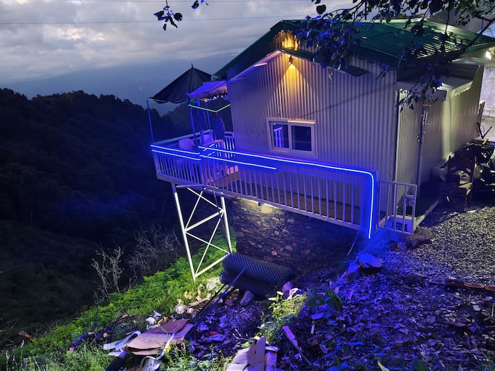 Kadambari Orchards | Private Himalayan Estate. - Dhanaulti