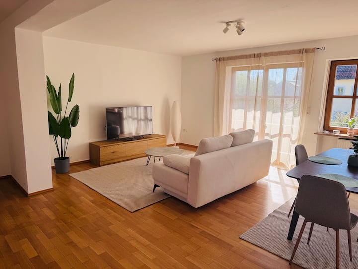 Apartment Sunny  2 Schlafzimmer Nahe Flughafen - Freising