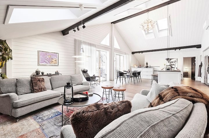 Lyxigt Loft Mitt I Den Småländska Naturen - Värnamo