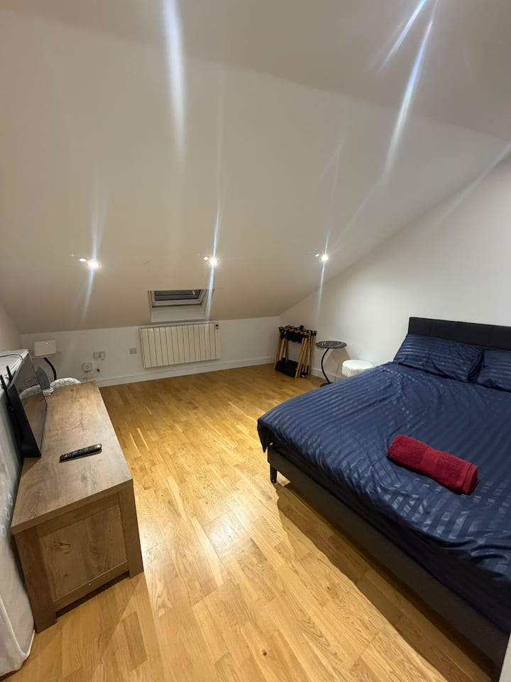 Full Flat By City Centre, Train Station & Hospital - Derby