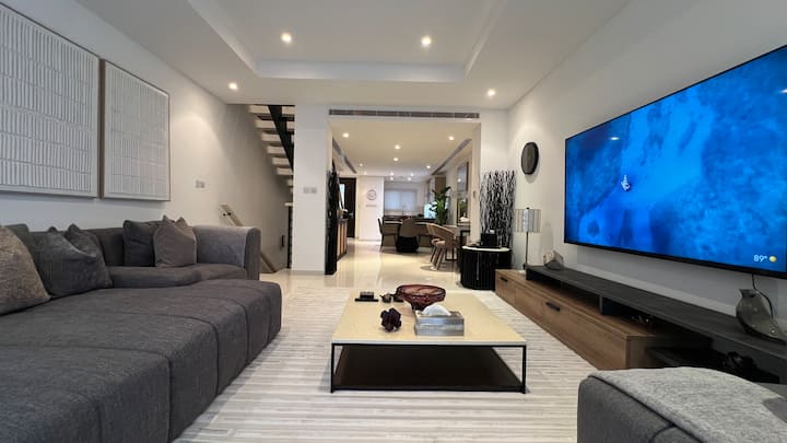 Urban Elegance House ~ 2bhk | Marina&mall Walkable - Maskat