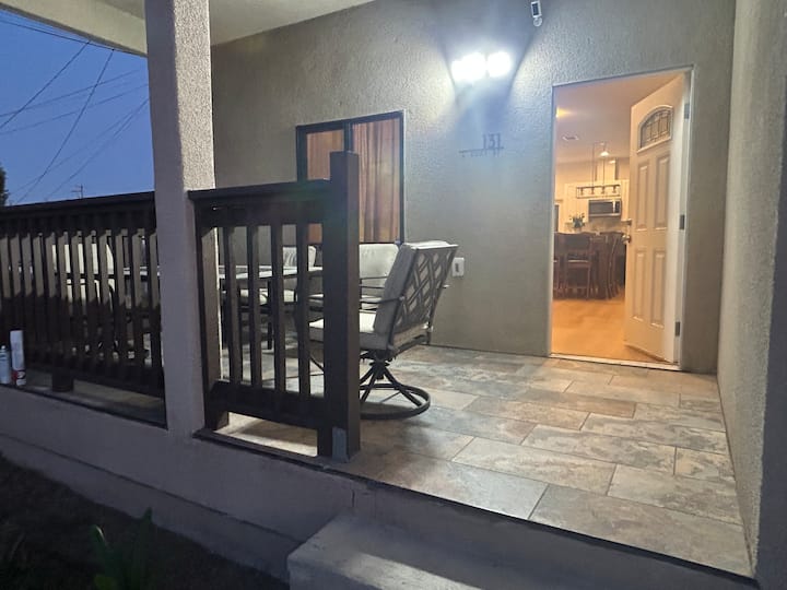 2 Story House By Downtown - Brentwood