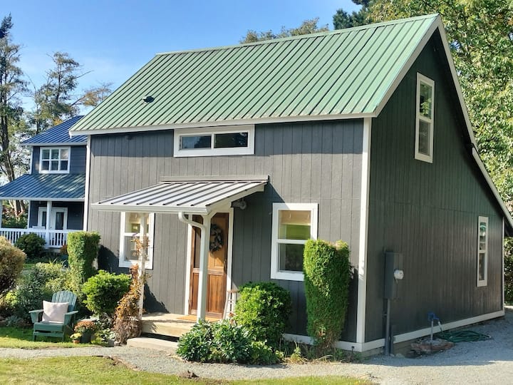 Fir Island Cottage - Mount Vernon, WA