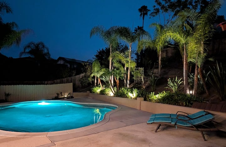 Resort-style Living With Pool And Jacuzzi. - Mira Mesa - San Diego