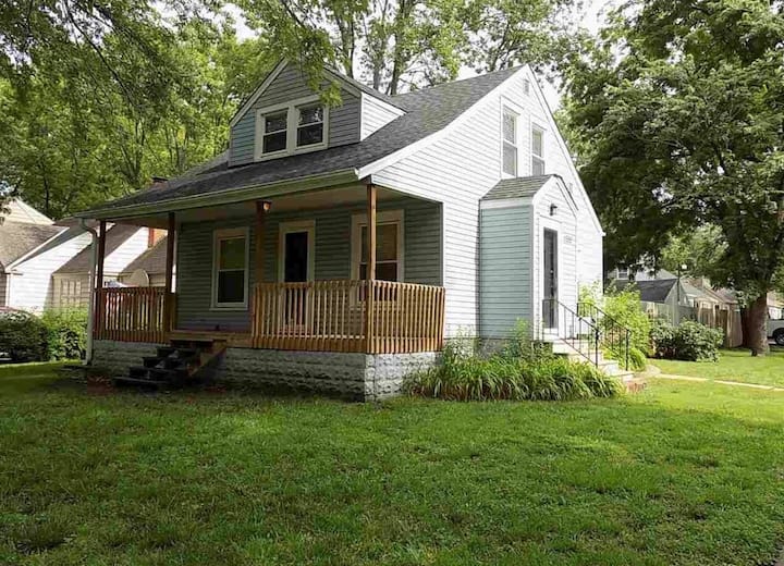 Cute 3br Home Located In A Quiet Neighborhood. - Topeka, KS