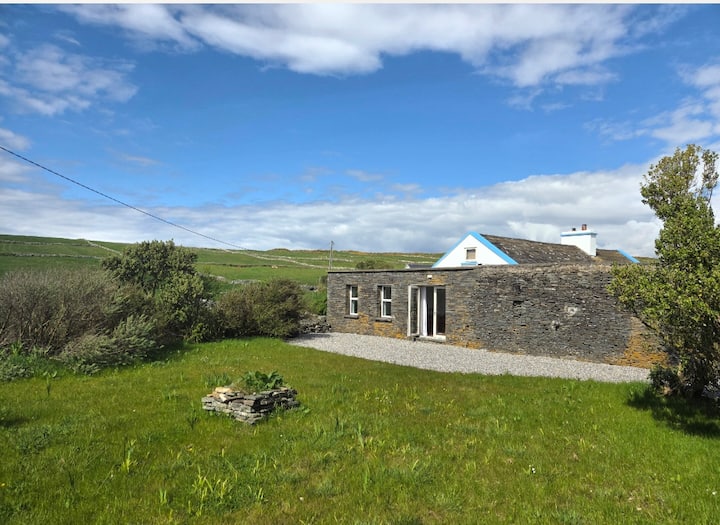 Tastefully Restored 200 Year Old Cottage - Doolin