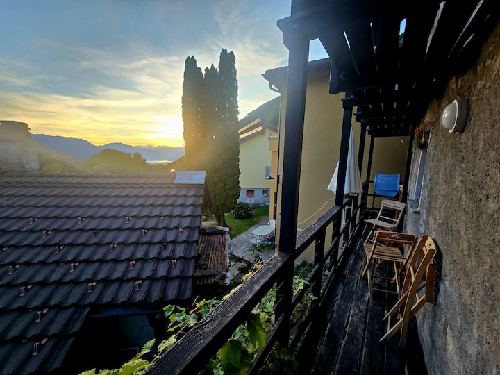 Stilechtes Tessiner Haus Im Dorfkern Von Vellano - Bellinzona