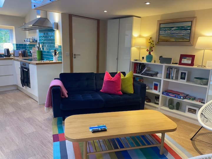 Tencreek Studio. Spacious, Modern & Cosy. - Polperro