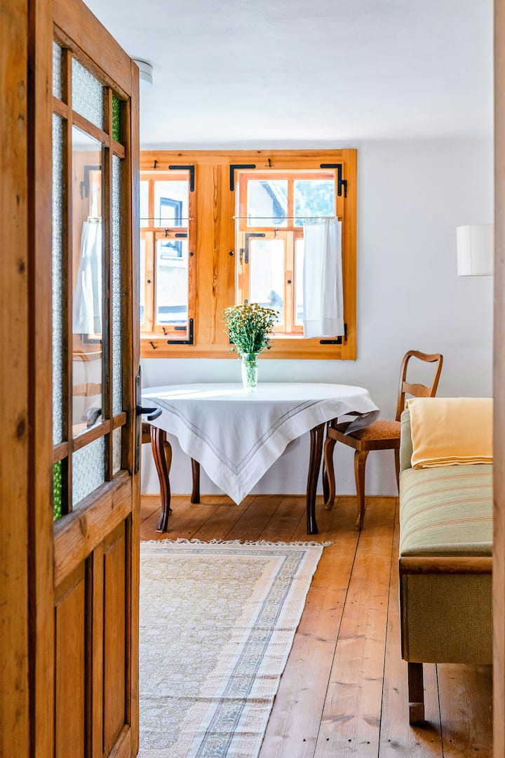 Historic Half-timbered Charm By Thuringian Forest - Bad Liebenstein