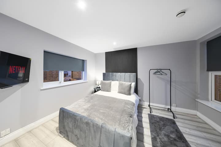 Double + Single Studio | Ensuite | Near Station F3 - 채텀