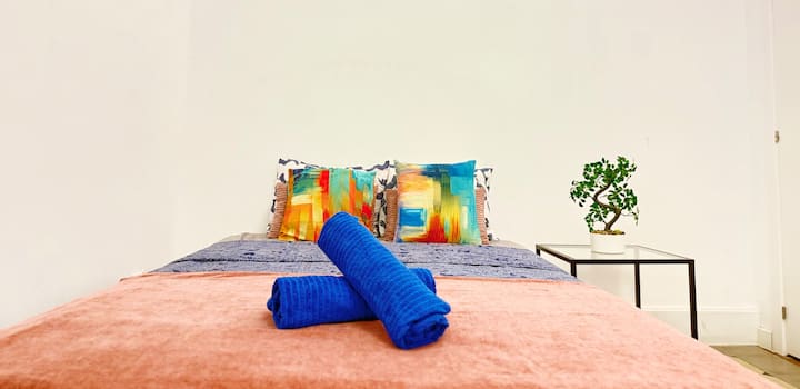 Center By Pl. Catalunya Classic Room For 4 - Barcelona