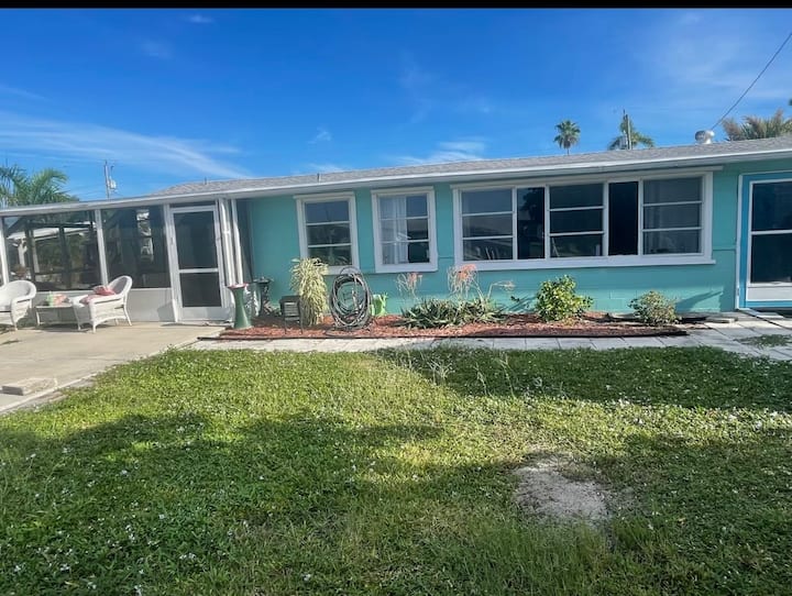 Pumpkin Key Oasis With Boat Lift,
Pets Welcome - Pine Island, FL