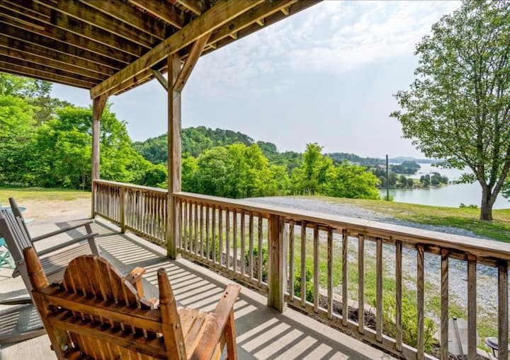 Smoky View Lake Lodge B - Dandridge, TN