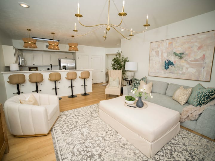 Luxury 3-suite Condo, 5-min Walk To Msu + Parking - United States