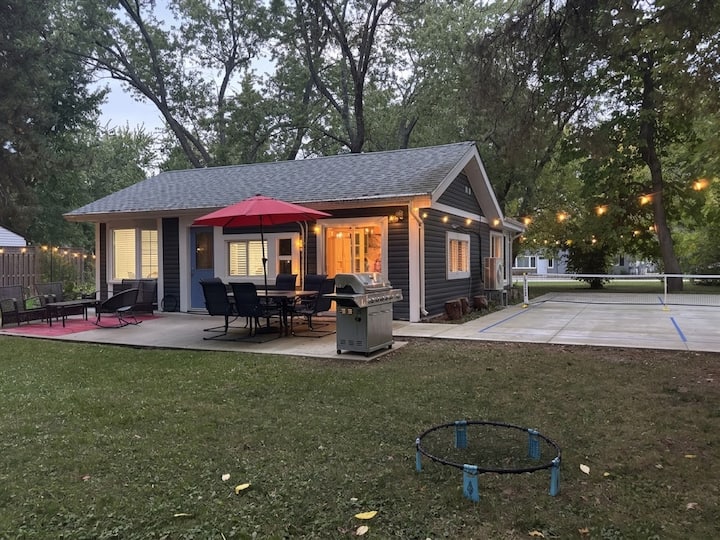 Pickleball Gem, Campfire, Beach, Winery - Ontario