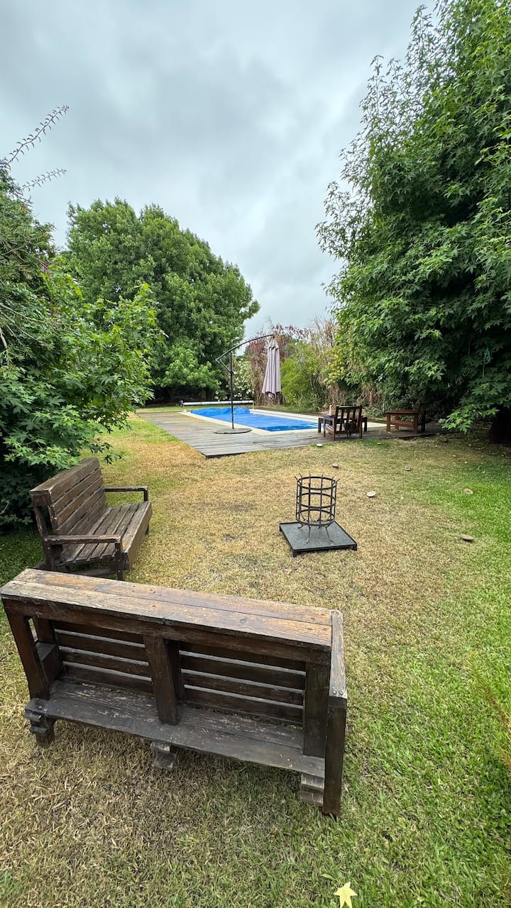 Casa Con Piscina Climatizada De 10 Metros - Atlántida