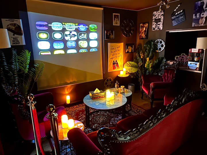 映画館気分を楽しむ貸切ステイ｜3寝室・テラス付き友人・家族で楽しむ貸切ステイ｜最大9名 - 사이타마시