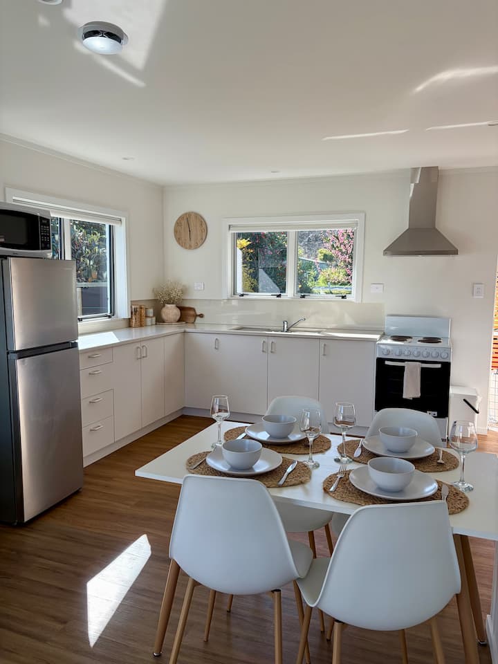 Pasture Views Cottage - Motueka