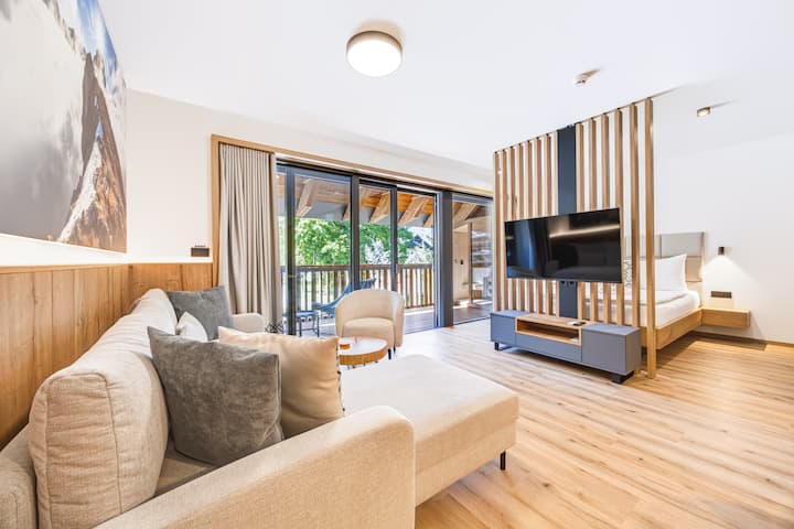 Gora Boutique 15 Mountain View & Balcony & Sauna - Kranjska Gora
