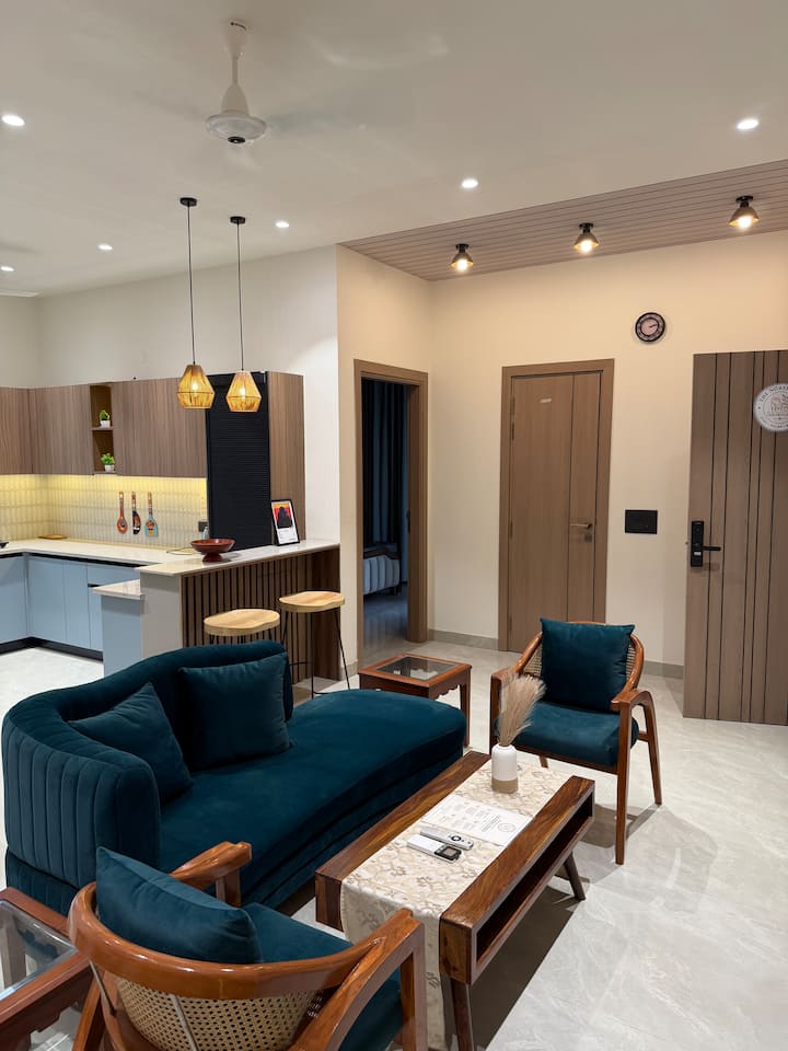 The Skylark By Northmere Stays | Luxury 3bhk Stay - Sahibzada Ajit Singh Nagar