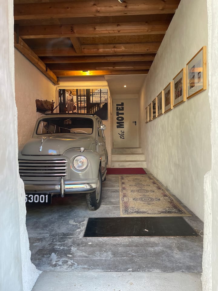 Oranienburgvintage_ The Motel - Room Marilyn - Vianden