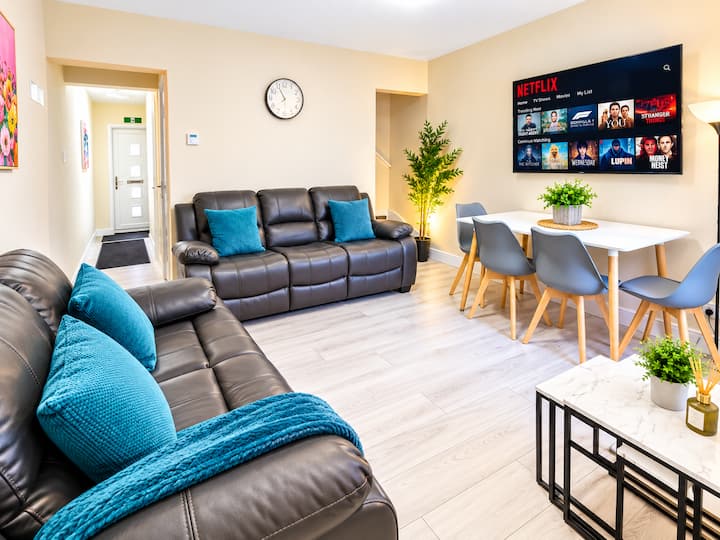 Spacious 3bed Coventry House, Free Parking, Wi-fi - Coventry