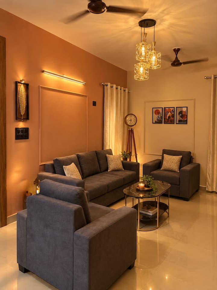 Premium 3bhk | The Peach House | Near World Street - 法裡達巴德