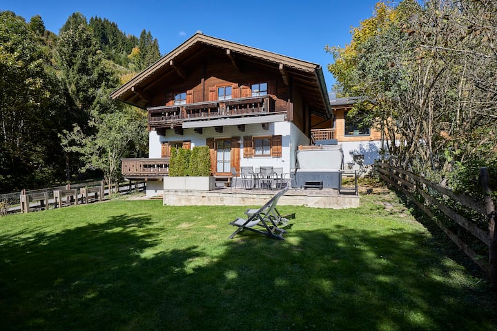 Chalets Glemmtal · Chalet Dorfblick - Zell am See