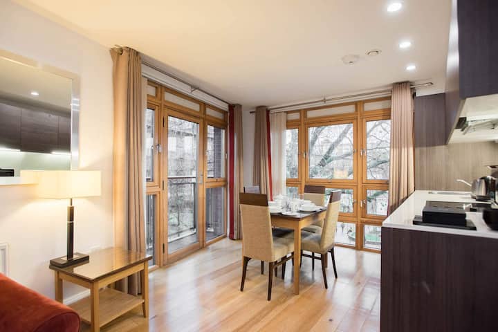 Premier Suites Bristol Cabot Circus, 1 Bed Apt - Bristol