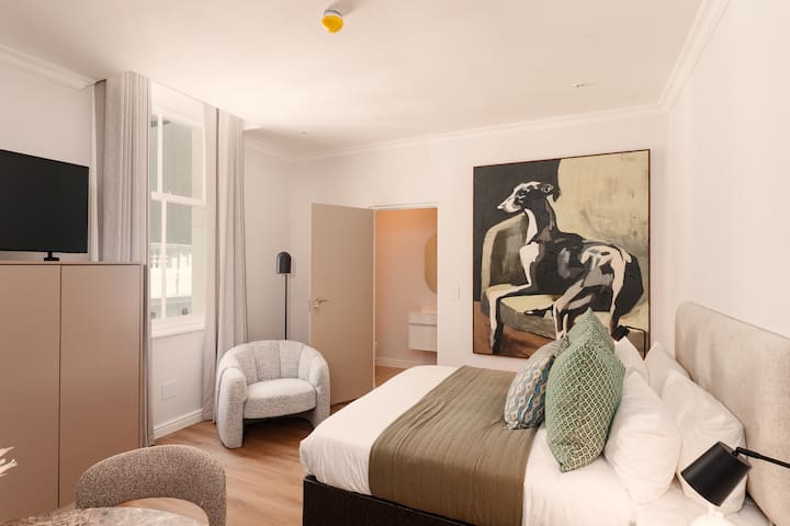 Sophisticated City Stay | Cape Town Cbd - Cape Town