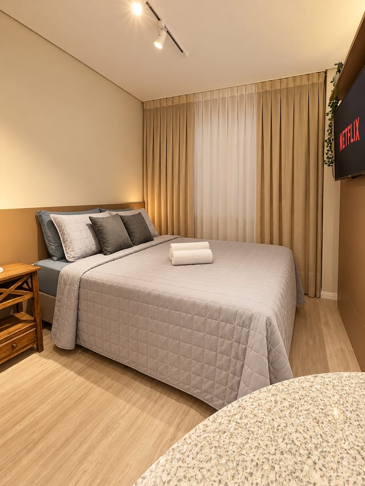 5 Estrelas/impecável, Confortável Completo - Curitiba