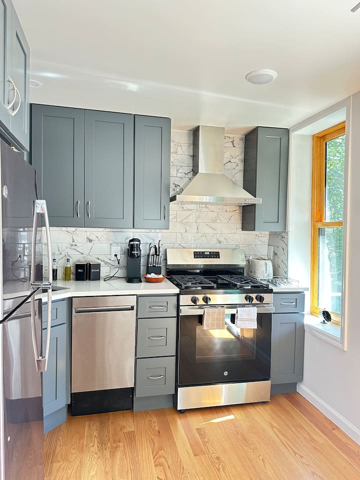 Charming Historic Dist 4br 5bed Hudson River Front - Newburgh, NY