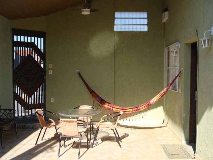 Casa C/ Churr. Gar, 2 W.c., Ar Nos Quartos E Sala - Jundiaí
