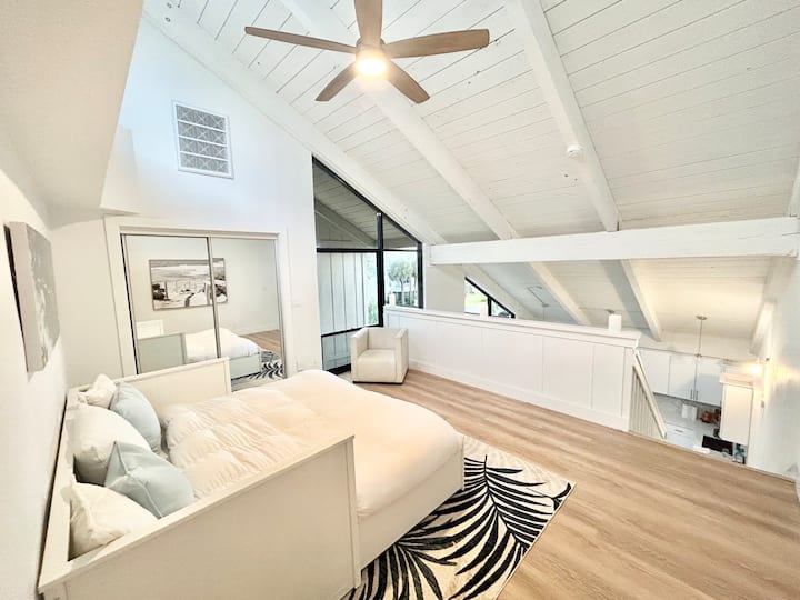 Jupiter Beach Retreat Walk To Ocean | 2br/2ba - Jupiter, FL