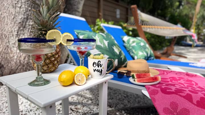 Tropical Oasis By Siesta Key Paradise Awaits - Sarasota, FL