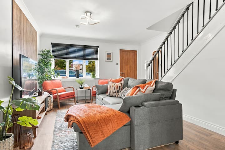 Stylish Cambridge Home With Parking & Garden - Cambrige (UK)