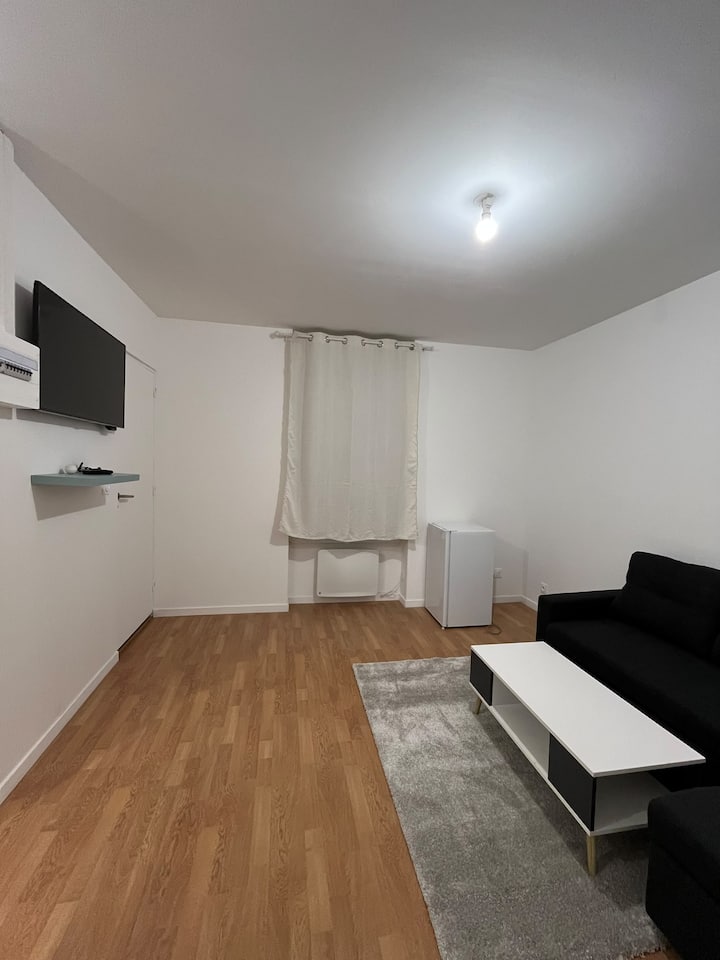 Appartement à 2min De La Gare De Mantes La Jolie - Magnanville