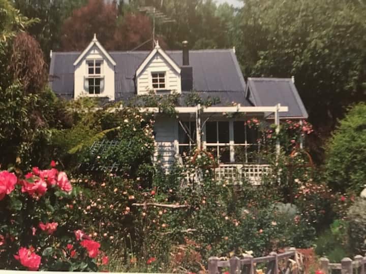 Private And Peaceful - Akaroa