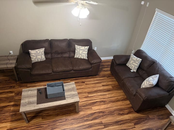 Beautiful 3bd/3bath Condo Close To Famu/fsu/tcc - Tallahassee, FL