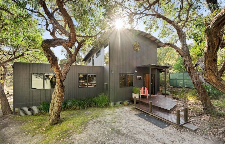 Tanarama: A Beach & Bush Retreat - Aireys Inlet