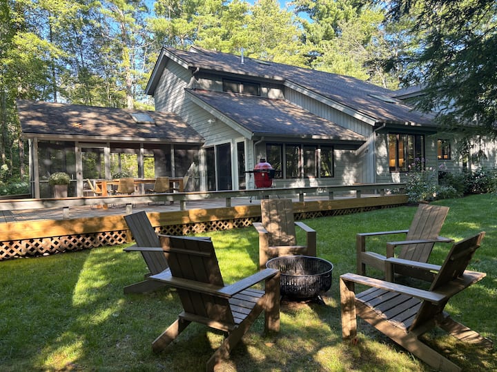 Litchfield Hills Retreat At Woodridge Lake - Litchfield, CT
